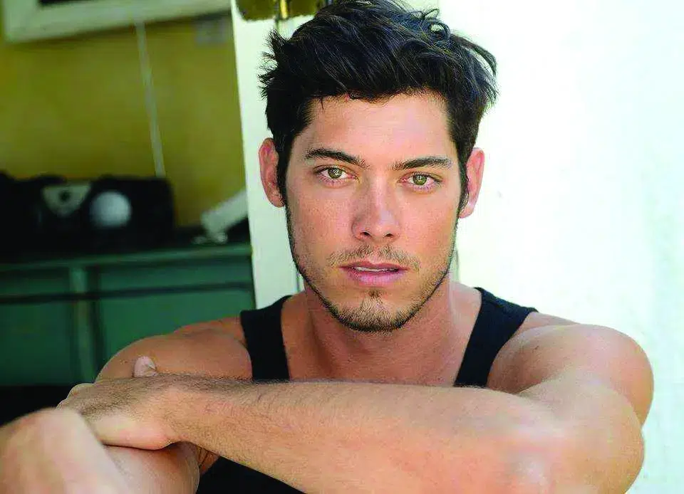 Resonate matthew_knowles_0