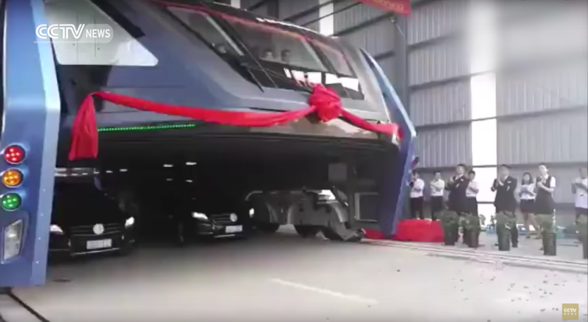 China's Transit Elevated Bus (TEB) concept completes first road test