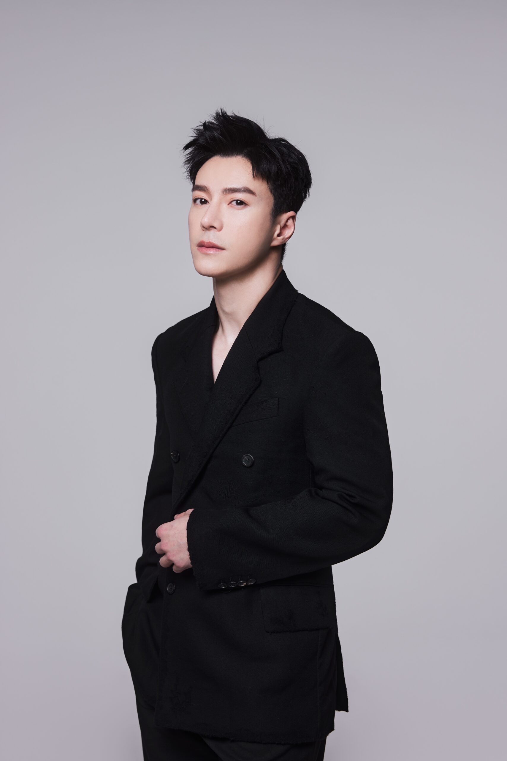 How 'Story of Yanxi Palace' Star Lawrence Wong Struggled in Singapore ...