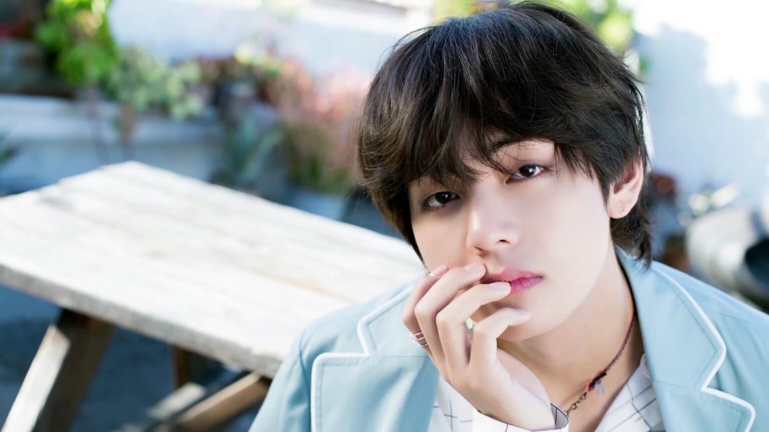 BTS Star V Reveals He “Tried Very Hard to Forget" About the Group to ...